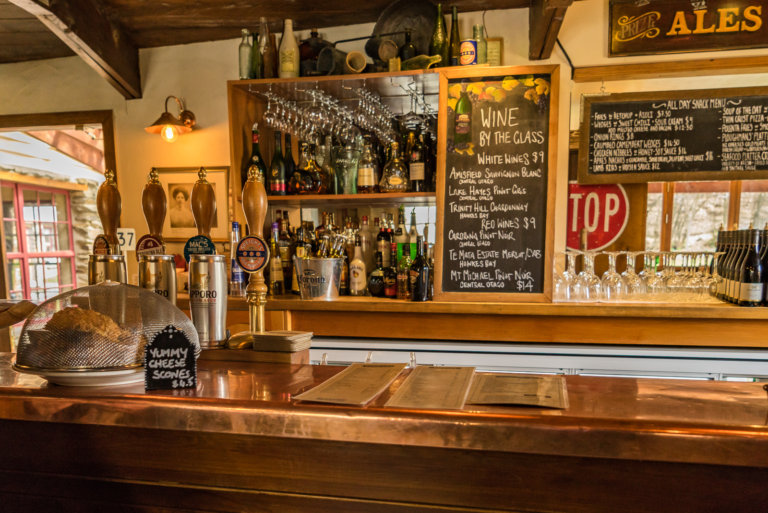 Cardrona Hotel: The Most Photographed Building in New Zealand ...