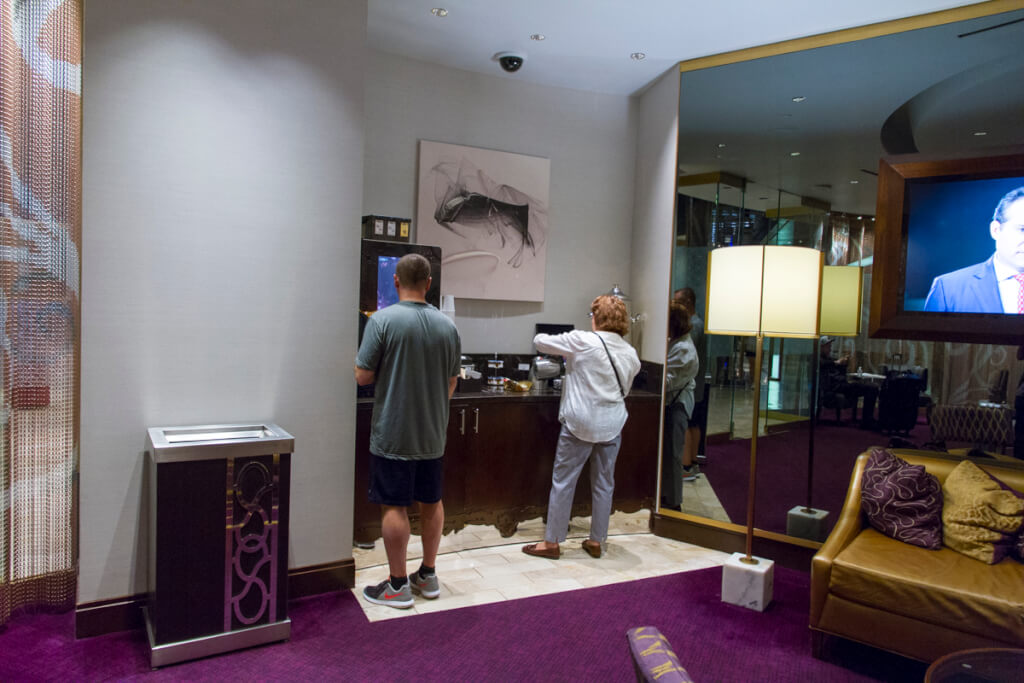 Review: Cosmopolitan of Las Vegas - Jeffsetter Travel