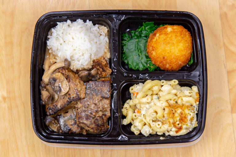 Review: Gourmet Plate Lunches at Gochi Grill - Jeffsetter Travel