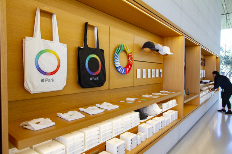 Visiting the Apple Park and Apple Campus - Jeffsetter Travel