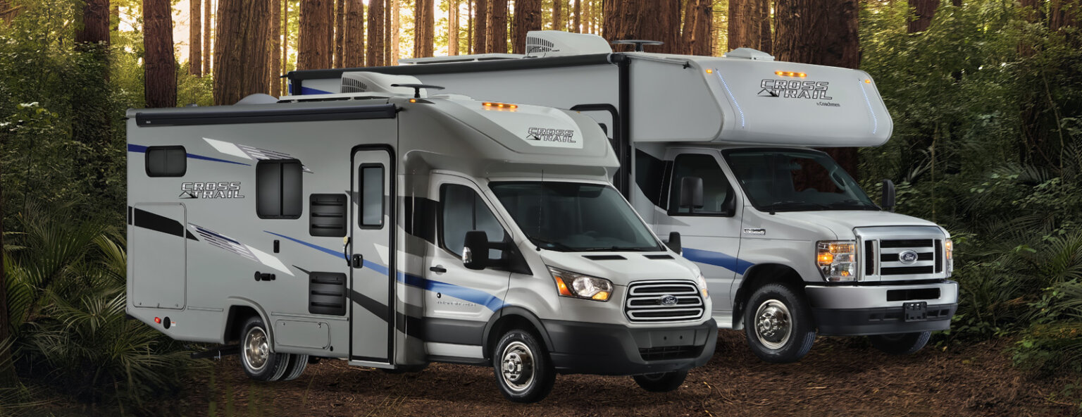 6 Best Class C RVs for Dogs - (Ranked, Rated & Reviewed)